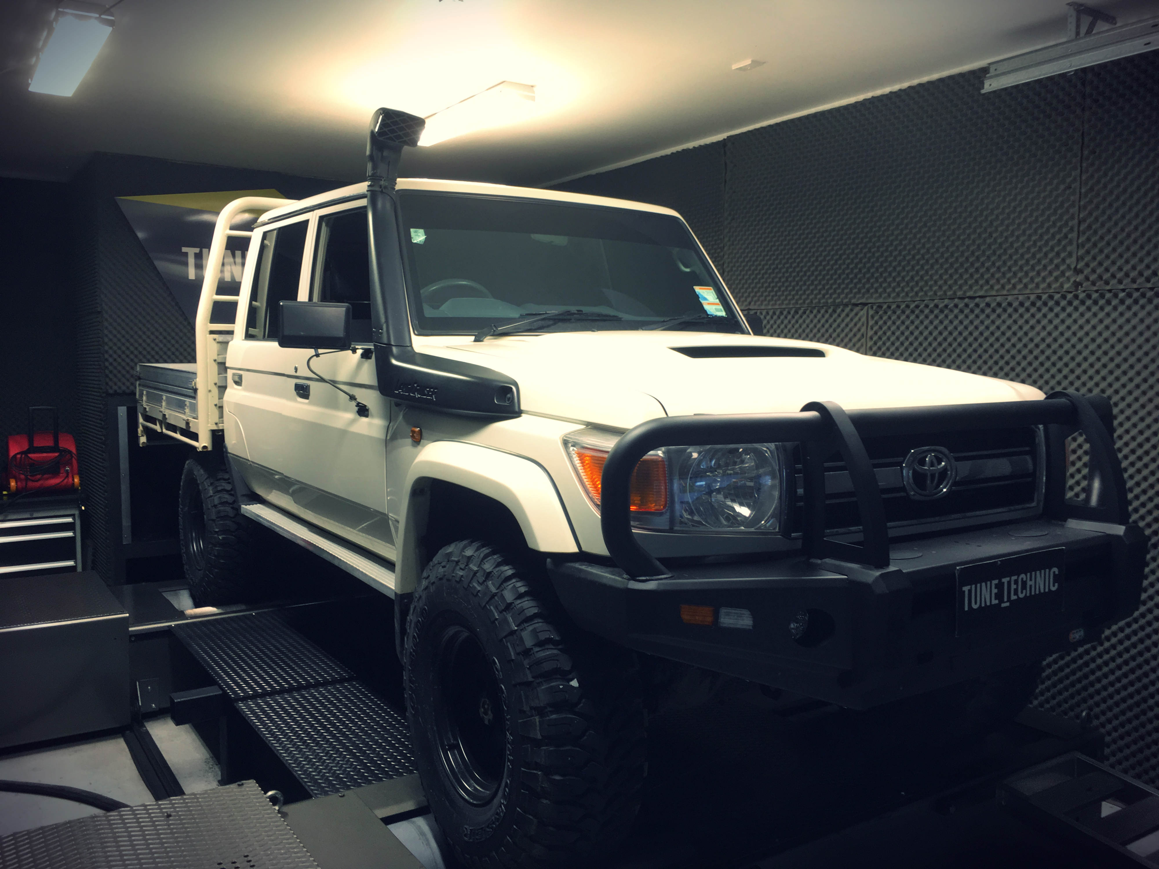 Toyota Land Cruiser 2009 + Diesel 4.5 V8 D4D 151kw (173hp) - Tune Technic